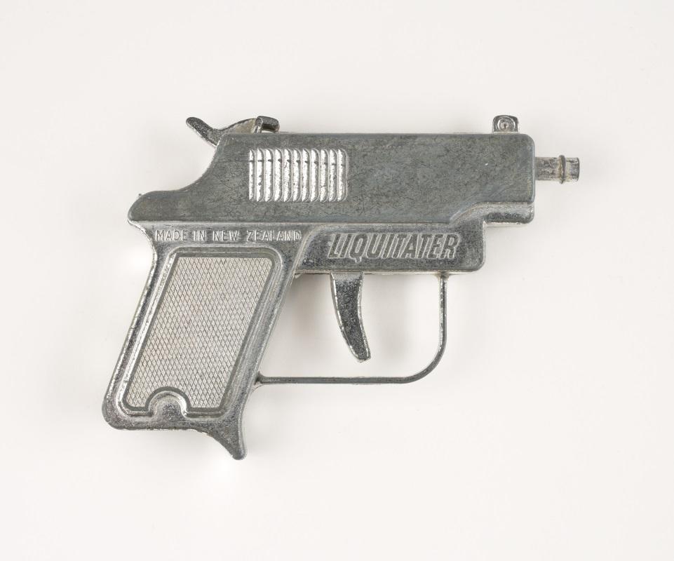 'Liquitater' spud gun - children's toy, c.1930s - . - Te Manawa